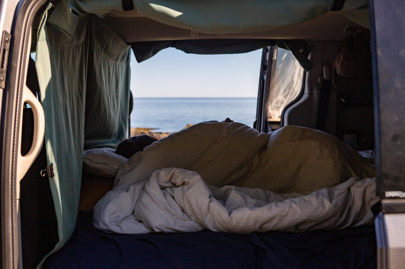 Removable conversion kits for vans, minivans, and SUVs | Vanpackers®