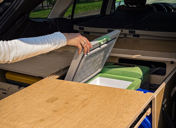Car-camping kit - modular conversion kit for SUV | Vanpackers®